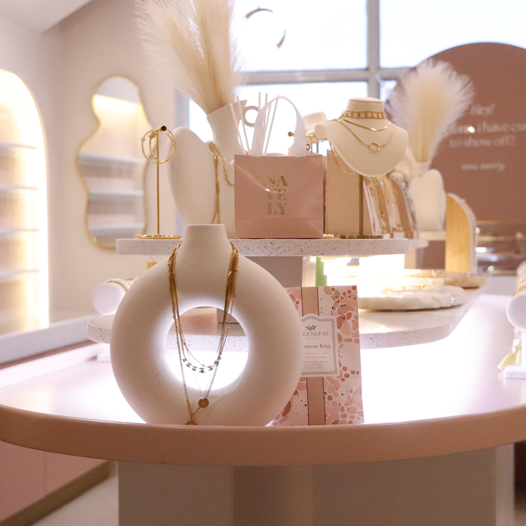 Navely – Centro Comercial Galerias